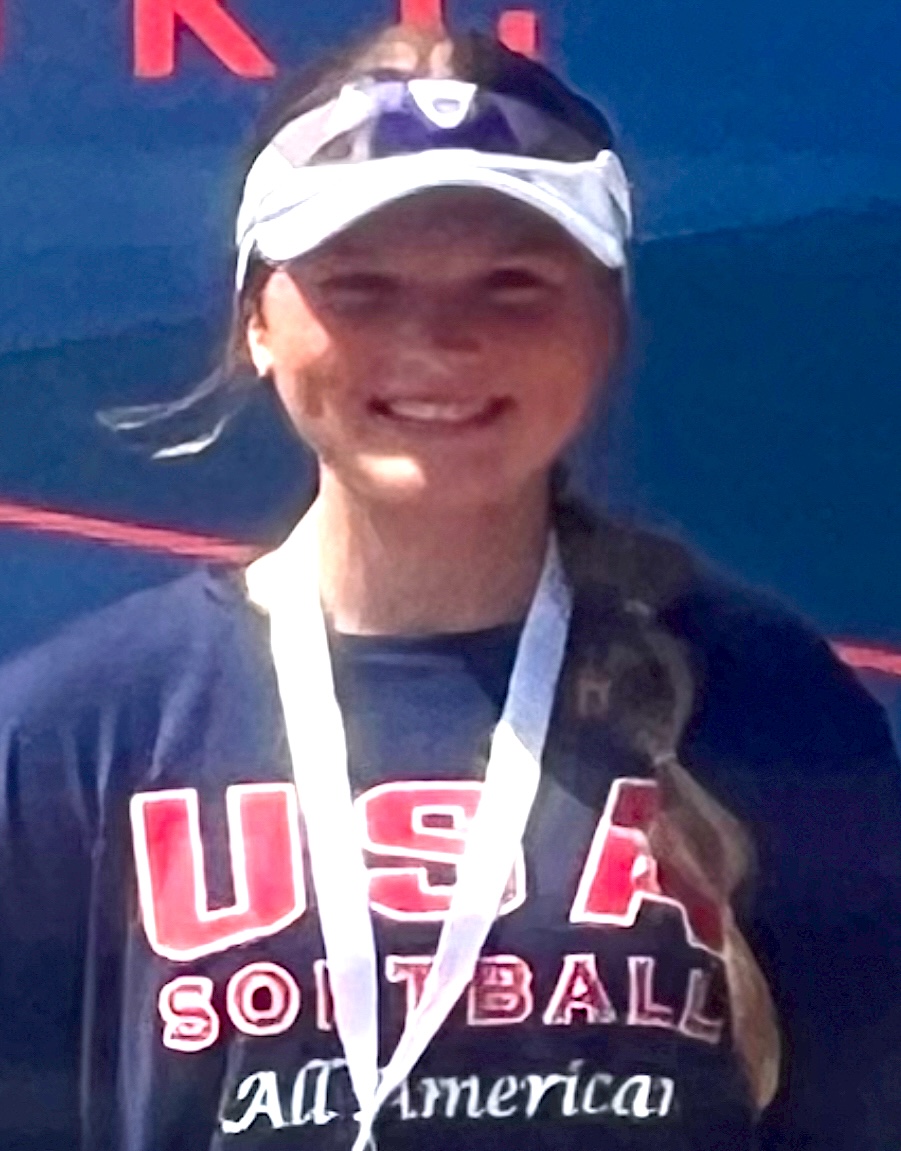 Rising Star: 2029 Catcher Olivia Clark… Hard Work + Talent = All ...